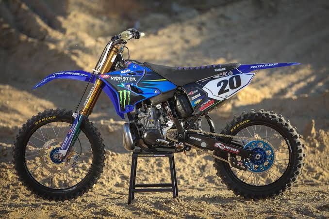Yamaha proudly announces the arrival of the 2025 Yamaha 70th Edition ...